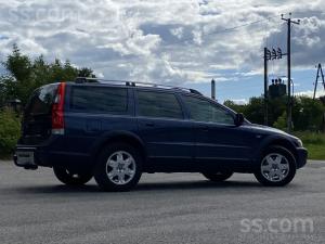 Zils Volvo XC70 2005 Rīga, ar dzinēja tilpumu 2.40 L un nobraukumu 341 tūkst. km par 4500 €, foto 13 vietnē AUTOMOTO.COM.LV