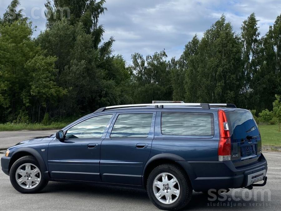 Zils Volvo XC70 2005 Rīga, ar dzinēja tilpumu 2.40 L un nobraukumu 341 tūkst. km par 4500 €, foto 14 vietnē AUTOMOTO.COM.LV