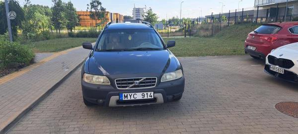 Zils Volvo XC70 2005 Viļņa, ar dzinēja tilpumu 2.40 L un nobraukumu 433 tūkst. km par 2500 €, foto 2 vietnē AUTOMOTO.COM.LV