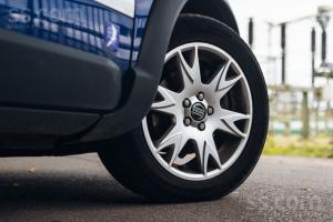 Zils Volvo XC70 2005 Rīga, ar dzinēja tilpumu 2.40 L un nobraukumu 445 tūkst. km par 3950 €, foto 7 vietnē AUTOMOTO.COM.LV