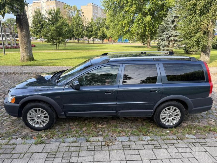 Синий Вольво ХС70 2005 в Елгава, объемом двигателя 2.40 л и пробегом 323 тыс. км за 3800 €, фото 4 на AUTOMOTO.COM.LV