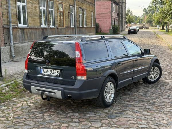 Синий Вольво ХС70 2005 в Елгава, объемом двигателя 2.40 л и пробегом 323 тыс. км за 3800 €, фото 7 на AUTOMOTO.COM.LV