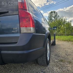 Zils Volvo XC70 2005 Rīga, ar dzinēja tilpumu 2.40 L un nobraukumu 325 tūkst. km par 4450 €, foto 11 vietnē AUTOMOTO.COM.LV
