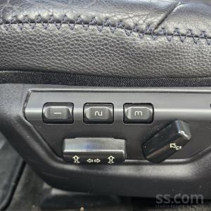 Zils Volvo XC70 2005 Rīga, ar dzinēja tilpumu 2.40 L un nobraukumu 325 tūkst. km par 4450 €, foto 22 vietnē AUTOMOTO.COM.LV