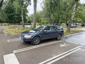 Blue Volvo XC70 2005 in Riga, with an engine capacity of 2.50 L and mileage of 312 thousand km for 4000 €, photo 8 on AUTOMOTO.COM.LV