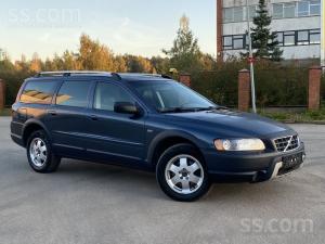 Blue Volvo XC70 2005 in Riga, with an engine capacity of 2.40 L and mileage of 342 thousand km for 4750 €, photo 5 on AUTOMOTO.COM.LV