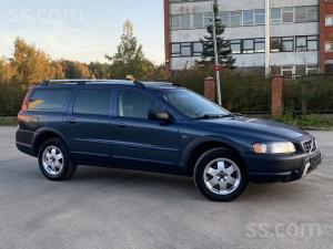 Blue Volvo XC70 2005 in Riga, with an engine capacity of 2.40 L and mileage of 342 thousand km for 4750 €, photo 7 on AUTOMOTO.COM.LV