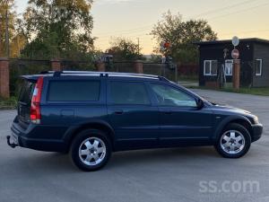 Blue Volvo XC70 2005 in Riga, with an engine capacity of 2.40 L and mileage of 342 thousand km for 4750 €, photo 11 on AUTOMOTO.COM.LV
