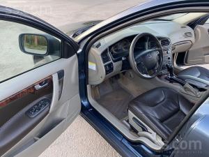 Blue Volvo XC70 2005 in Riga, with an engine capacity of 2.40 L and mileage of 342 thousand km for 4750 €, photo 18 on AUTOMOTO.COM.LV