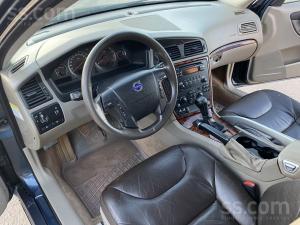 Blue Volvo XC70 2005 in Riga, with an engine capacity of 2.40 L and mileage of 342 thousand km for 4750 €, photo 19 on AUTOMOTO.COM.LV