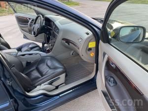 Blue Volvo XC70 2005 in Riga, with an engine capacity of 2.40 L and mileage of 342 thousand km for 4750 €, photo 20 on AUTOMOTO.COM.LV