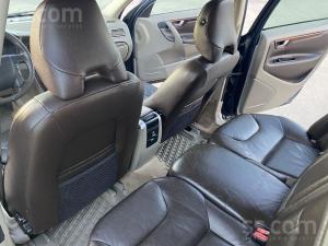 Blue Volvo XC70 2005 in Riga, with an engine capacity of 2.40 L and mileage of 342 thousand km for 4750 €, photo 23 on AUTOMOTO.COM.LV