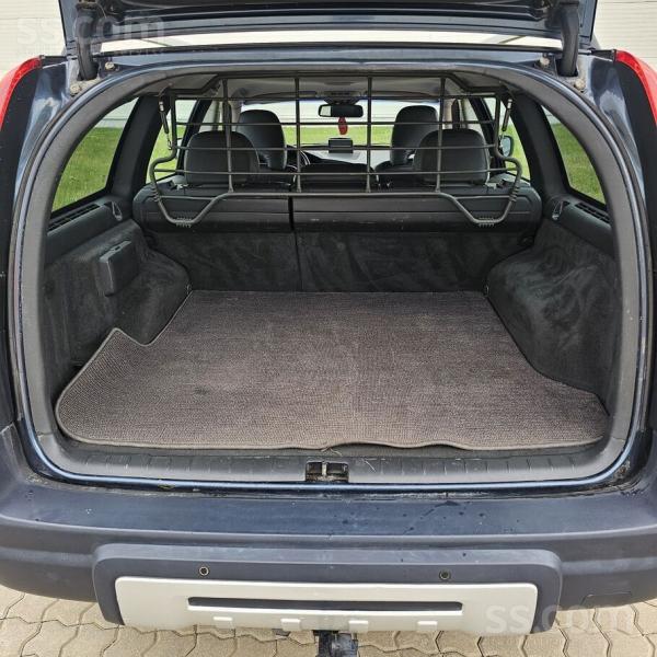 Volvo XC70 2005 RÄ«ga vietnÄ Zils Volvo XC70 2005 RÄ«ga, ar dzinÄja tilpumu 2.40 L un nobraukumu 325 tÅ«kst. km par 3940 ā¬, foto 10 vietnÄ AUTOMOTO.COM.LV