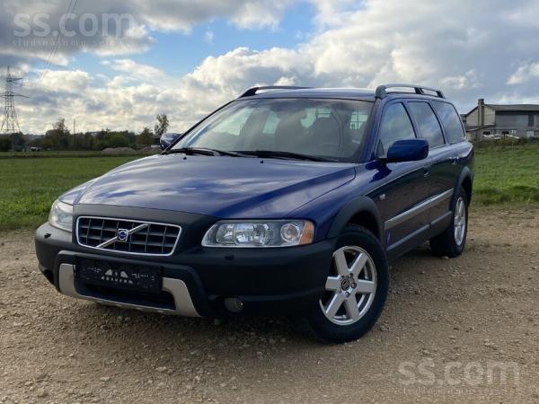 Blue Volvo XC70 2005 in Riga, with an engine capacity of 2.40 L and mileage of 340 thousand km for 3950 €, photo 3 on AUTOMOTO.COM.LV