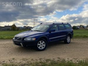 Blue Volvo XC70 2005 in Riga, with an engine capacity of 2.40 L and mileage of 340 thousand km for 3950 €, photo 5 on AUTOMOTO.COM.LV