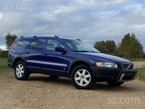 Blue Volvo XC70 2005 in Riga, with an engine capacity of 2.40 L and mileage of 340 thousand km for 3950 €, photo 6 on AUTOMOTO.COM.LV
