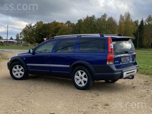 Blue Volvo XC70 2005 in Riga, with an engine capacity of 2.40 L and mileage of 340 thousand km for 3950 €, photo 10 on AUTOMOTO.COM.LV