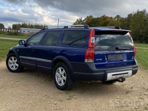 Blue Volvo XC70 2005 in Riga, with an engine capacity of 2.40 L and mileage of 340 thousand km for 3950 €, photo 12 on AUTOMOTO.COM.LV