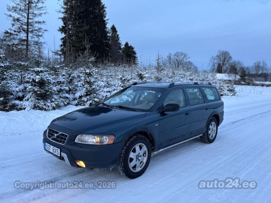 Синий Вольво ХС70 2006 в Пайде, объемом двигателя 2.40 л и пробегом 298 тыс. км за 4199 €, фото 1 на AUTOMOTO.COM.LV