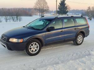Blue Volvo XC70 2006 in Kelme, with an engine capacity of 2.40 L and mileage of 309 thousand km for 3700 €, photo 3 on AUTOMOTO.COM.LV