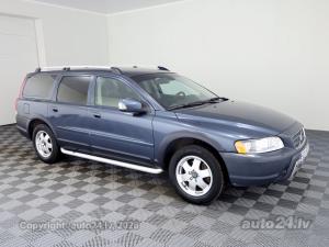 Zils Volvo XC70 2006 Tallina, ar dzinēja tilpumu 2.40 L un nobraukumu 288 tūkst. km par 2199 €, foto  vietnē AUTOMOTO.COM.LV