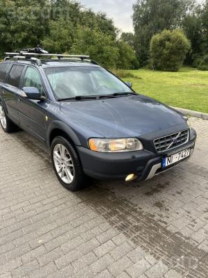 Zils Volvo XC70 2006 Cēsis, ar dzinēja tilpumu 2.40 L un nobraukumu 0 tūkst. km par 4600 €, foto 5 vietnē AUTOMOTO.COM.LV