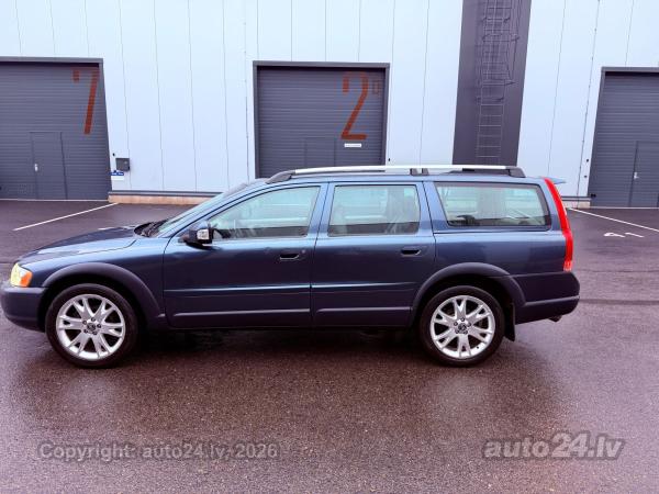 Zils Volvo XC70 2006 Saue, ar dzinēja tilpumu 2.40 L un nobraukumu 0 tūkst. km par 2800 €, foto 6 vietnē AUTOMOTO.COM.LV