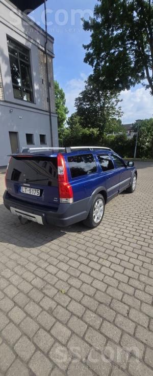 Zils Volvo XC70 2006 Tukums, ar dzinēja tilpumu 2.40 L un nobraukumu 414 tūkst. km par 3950 €, foto 4 vietnē AUTOMOTO.COM.LV