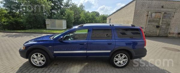 Zils Volvo XC70 2006 Tukums, ar dzinēja tilpumu 2.40 L un nobraukumu 414 tūkst. km par 3950 €, foto 8 vietnē AUTOMOTO.COM.LV