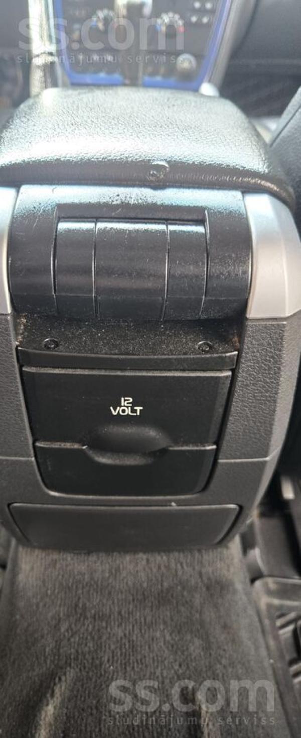 Zils Volvo XC70 2006 Tukums, ar dzinēja tilpumu 2.40 L un nobraukumu 414 tūkst. km par 3950 €, foto 10 vietnē AUTOMOTO.COM.LV