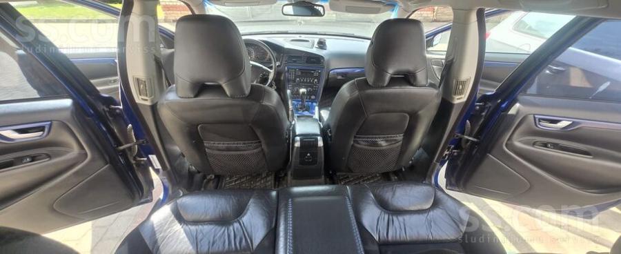 Zils Volvo XC70 2006 Tukums, ar dzinēja tilpumu 2.40 L un nobraukumu 414 tūkst. km par 3950 €, foto 13 vietnē AUTOMOTO.COM.LV