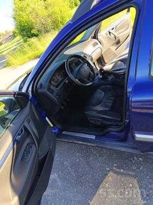 Zils Volvo XC70 2006 Ventspils, ar dzinēja tilpumu 2.40 L un nobraukumu 322 tūkst. km par 2650 €, foto 7 vietnē AUTOMOTO.COM.LV