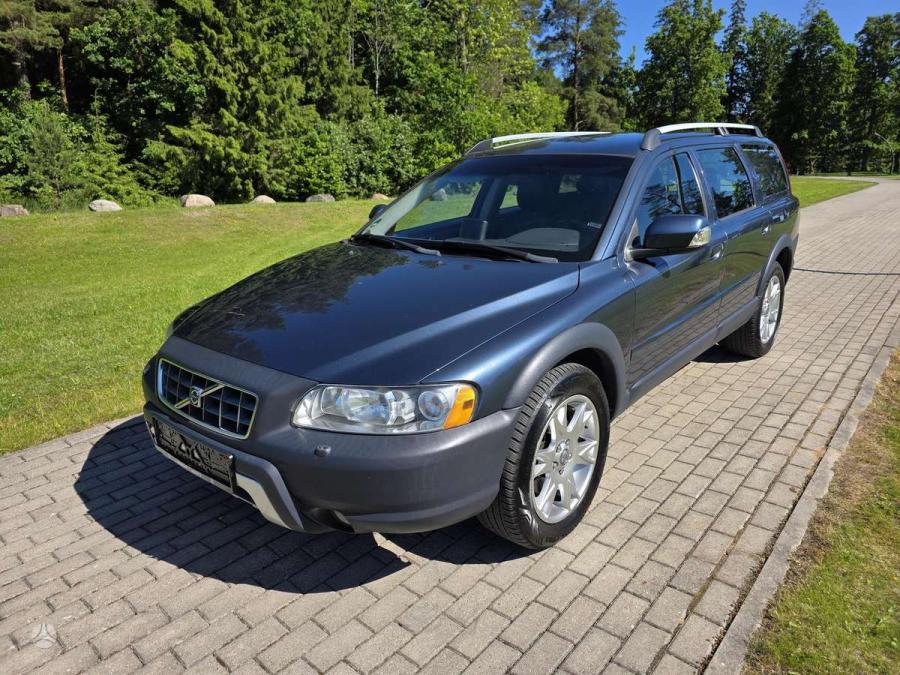 Zils Volvo XC70 2006 Telšiai, ar dzinēja tilpumu 2.40 L un nobraukumu 314 tūkst. km par 3750 €, foto 1 vietnē AUTOMOTO.COM.LV