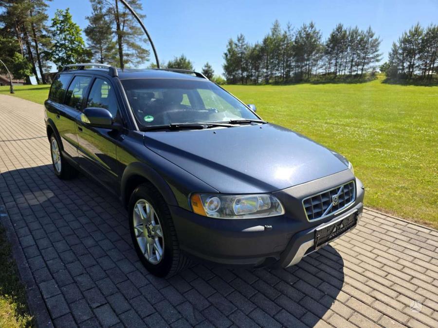 Zils Volvo XC70 2006 Telšiai, ar dzinēja tilpumu 2.40 L un nobraukumu 314 tūkst. km par 3750 €, foto 3 vietnē AUTOMOTO.COM.LV