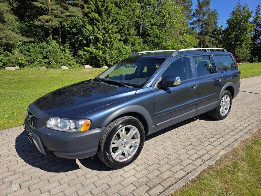 Zils Volvo XC70 2006 Telšiai, ar dzinēja tilpumu 2.40 L un nobraukumu 314 tūkst. km par 3750 €, foto 8 vietnē AUTOMOTO.COM.LV