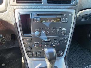 Zils Volvo XC70 2006 Telšiai, ar dzinēja tilpumu 2.40 L un nobraukumu 314 tūkst. km par 3750 €, foto 36 vietnē AUTOMOTO.COM.LV