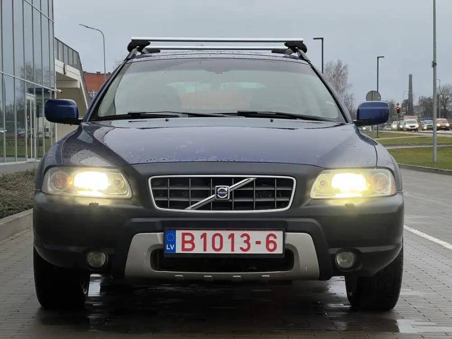 Синий Вольво ХС70 2006 в Резекне, объемом двигателя 2.40 л и пробегом 368 тыс. км за 4950 €, фото 1 на AUTOMOTO.COM.LV