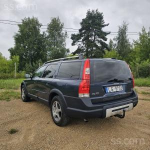 Zils Volvo XC70 2006 Rīga, ar dzinēja tilpumu 2.40 L un nobraukumu 370 tūkst. km par 3970 €, foto 7 vietnē AUTOMOTO.COM.LV