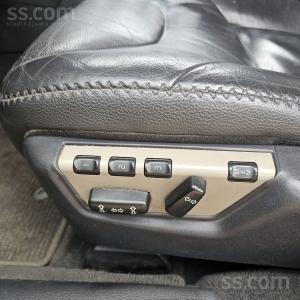 Zils Volvo XC70 2006 Rīga, ar dzinēja tilpumu 2.40 L un nobraukumu 370 tūkst. km par 3970 €, foto 18 vietnē AUTOMOTO.COM.LV