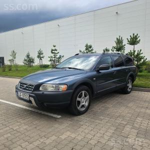 Zils Volvo XC70 2006 Rīga, ar dzinēja tilpumu 2.40 L un nobraukumu 370 tūkst. km par 3890 €, foto 4 vietnē AUTOMOTO.COM.LV