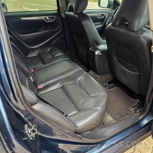 Zils Volvo XC70 2006 Rīga, ar dzinēja tilpumu 2.40 L un nobraukumu 370 tūkst. km par 3890 €, foto 12 vietnē AUTOMOTO.COM.LV