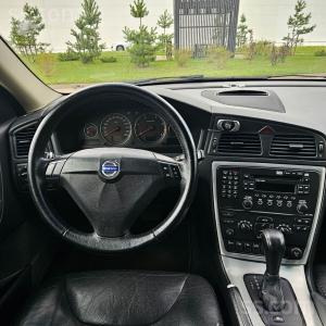 Zils Volvo XC70 2006 Rīga, ar dzinēja tilpumu 2.40 L un nobraukumu 370 tūkst. km par 3890 €, foto 14 vietnē AUTOMOTO.COM.LV