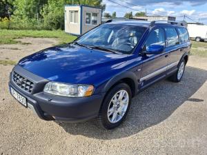 Blue Volvo XC70 2006 in Riga, with an engine capacity of 2.40 L and mileage of 242 thousand km for 5695 €, photo  on AUTOMOTO.COM.LV
