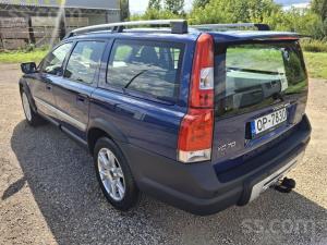Blue Volvo XC70 2006 in Riga, with an engine capacity of 2.40 L and mileage of 242 thousand km for 5695 €, photo 4 on AUTOMOTO.COM.LV