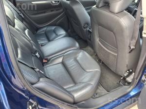 Blue Volvo XC70 2006 in Riga, with an engine capacity of 2.40 L and mileage of 242 thousand km for 5695 €, photo 13 on AUTOMOTO.COM.LV