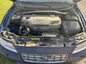 Zils Volvo XC70 2006 Rīga, ar dzinēja tilpumu 2.40 L un nobraukumu 394 tūkst. km par 2200 €, foto 7 vietnē AUTOMOTO.COM.LV