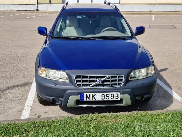 Синий Вольво ХС70 2006 в Рига, объемом двигателя 2.40 л и пробегом 280 тыс. км за 2550 €, фото 1 на AUTOMOTO.COM.LV