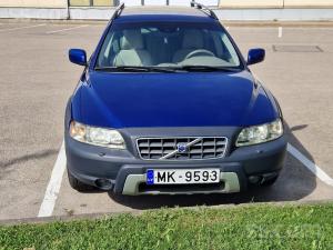 Zils Volvo XC70 2006 Rīga, ar dzinēja tilpumu 2.40 L un nobraukumu 280 tūkst. km par 2550 €, foto  vietnē AUTOMOTO.COM.LV