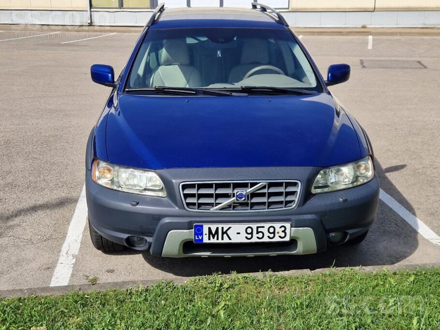 Zils Volvo XC70 2006 Rīga, ar dzinēja tilpumu 2.40 L un nobraukumu 280 tūkst. km par 2550 €, foto 1 vietnē AUTOMOTO.COM.LV