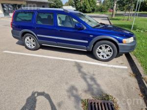 Zils Volvo XC70 2006 Rīga, ar dzinēja tilpumu 2.40 L un nobraukumu 280 tūkst. km par 2550 €, foto 3 vietnē AUTOMOTO.COM.LV